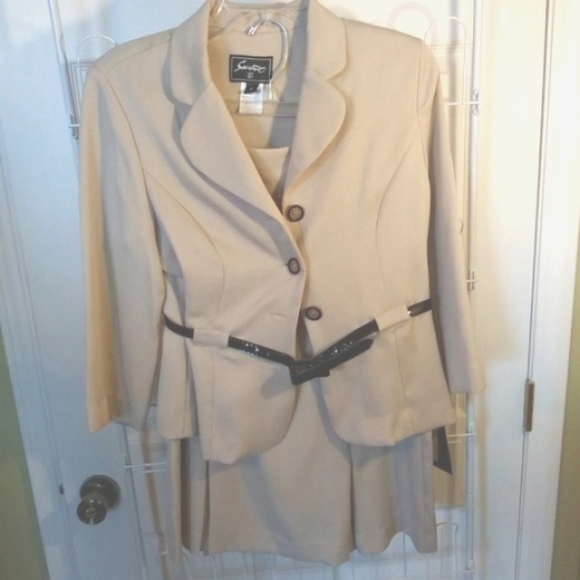 Sweet Suit | Skirts | Nwot Cream 2 Piece Skirt Set Size 8 | Poshmark